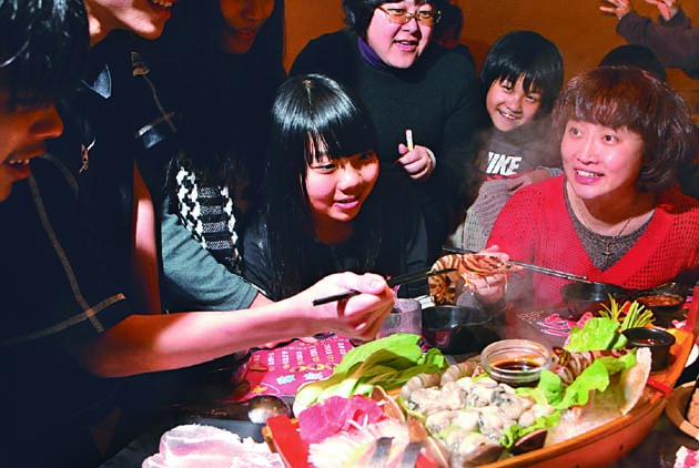 Taiwan's Irresistible Hot Pot Power｜Industry｜2011-01-13｜CommonWealth ...